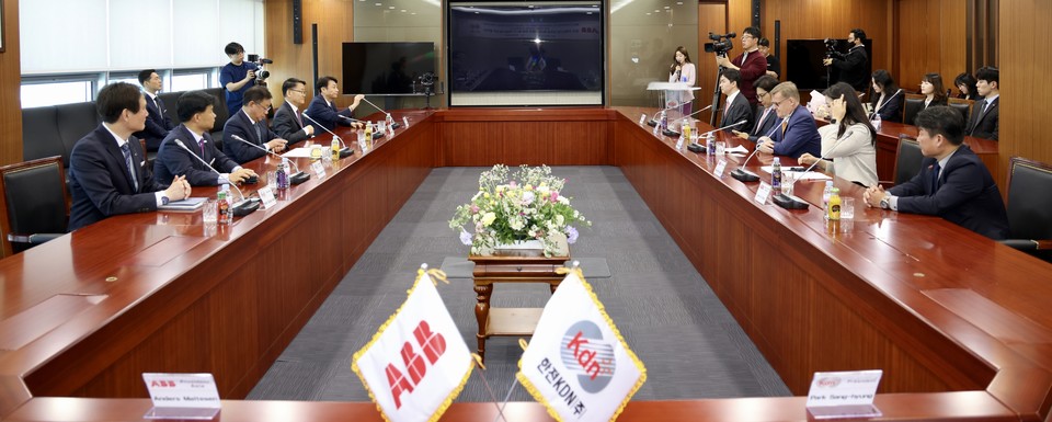 한전KDN-ABB, 디지털 에너지 전환 협력...스마트 생태계 구축 나선다